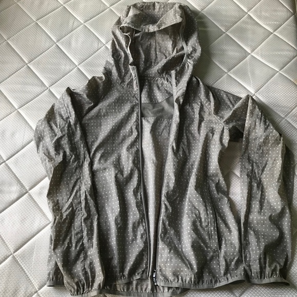 Uniqlo | Jackets & Coats | Uniqlo Polka Dot Womens Windbreaker Size ...